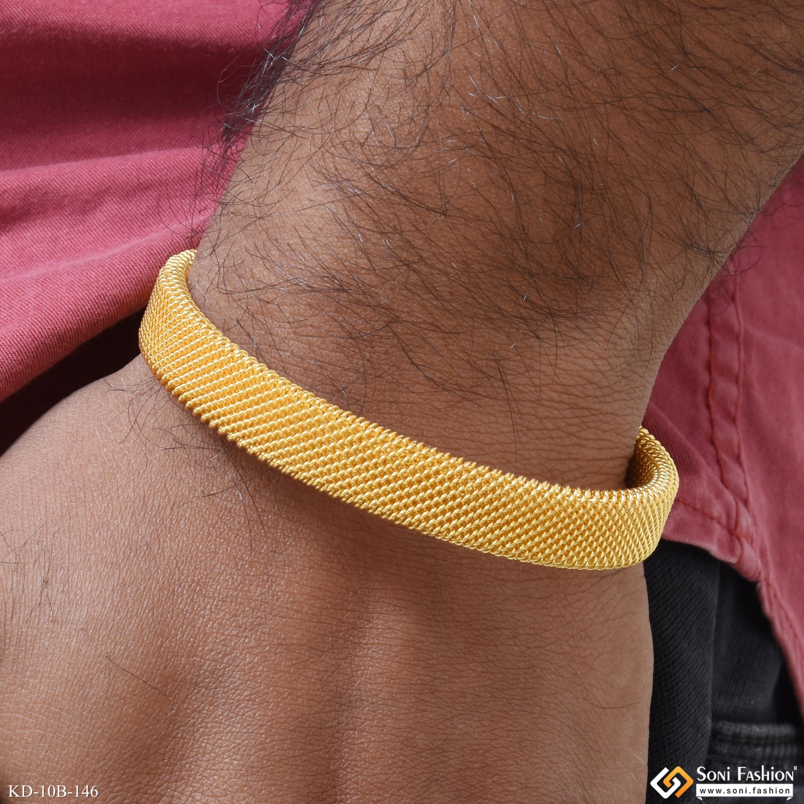 Mesh Design Gold Plated Bracelet Kada For Men - Style B146 – Soni Fashion