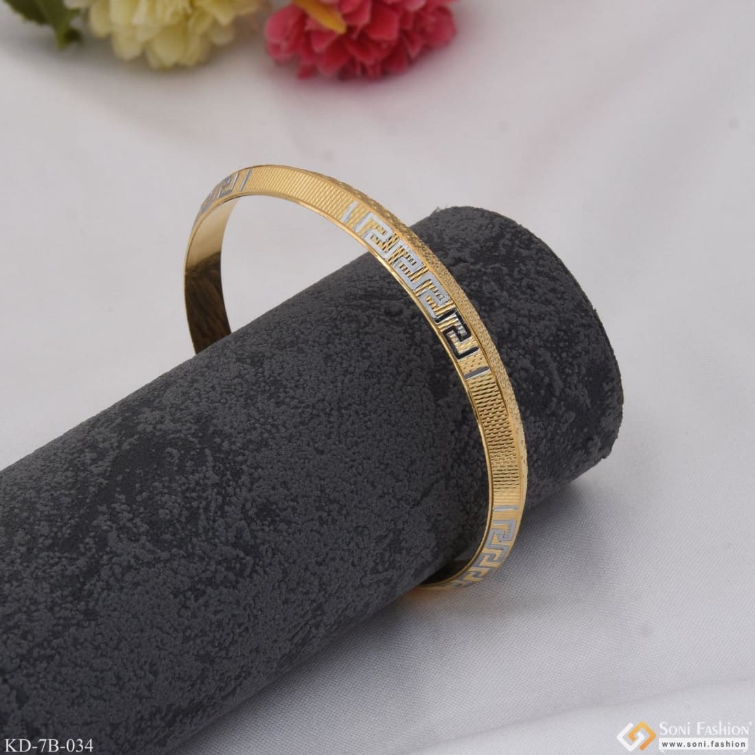 Superior quality hand-finished design gold plated punjabi kada for men ...