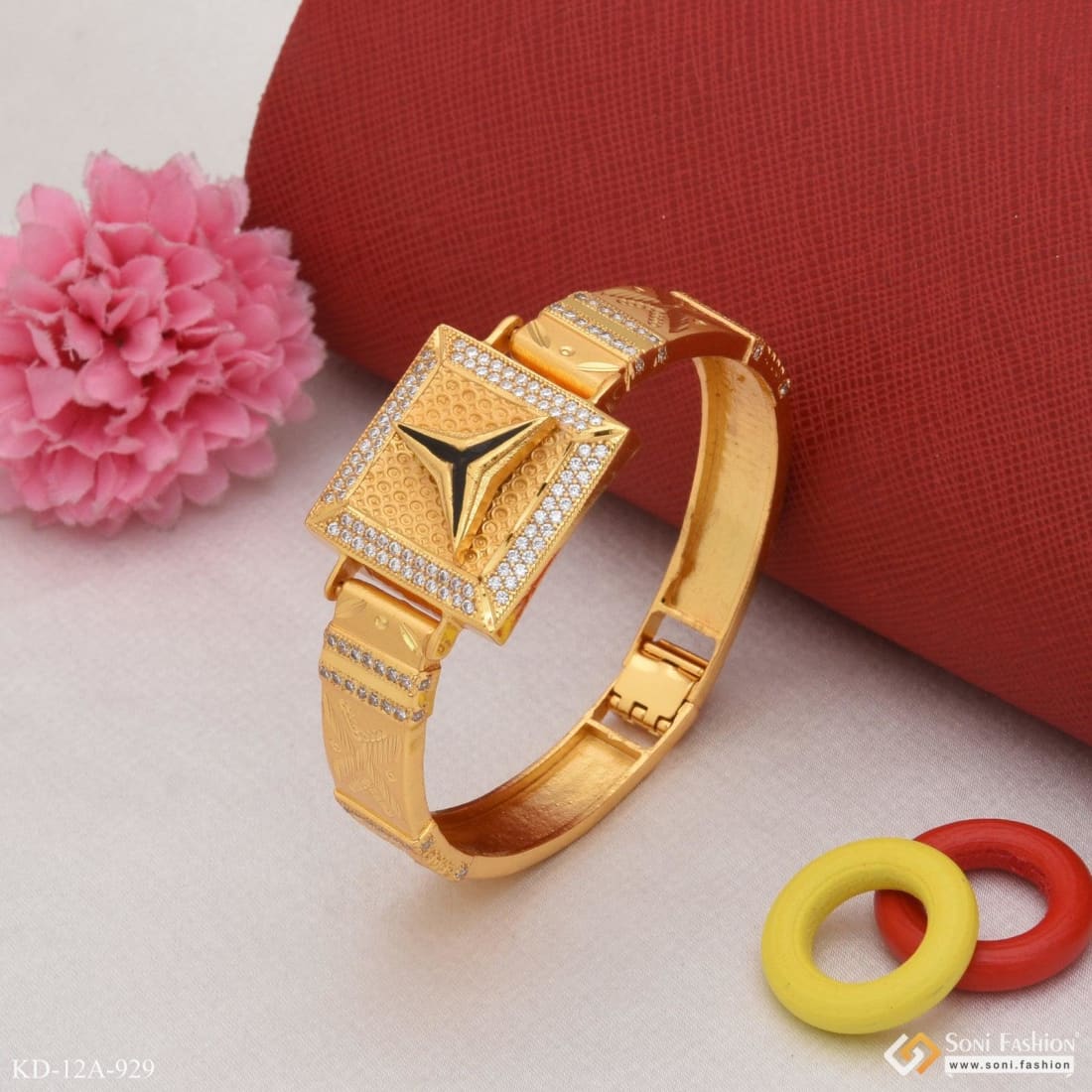 Triangle Streamlined Design Superior Quality Gold Plated Kada for Men ...